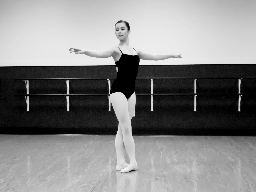 FIG. 5b 2nd Position allonge (AIT article) | American Ice Theatre